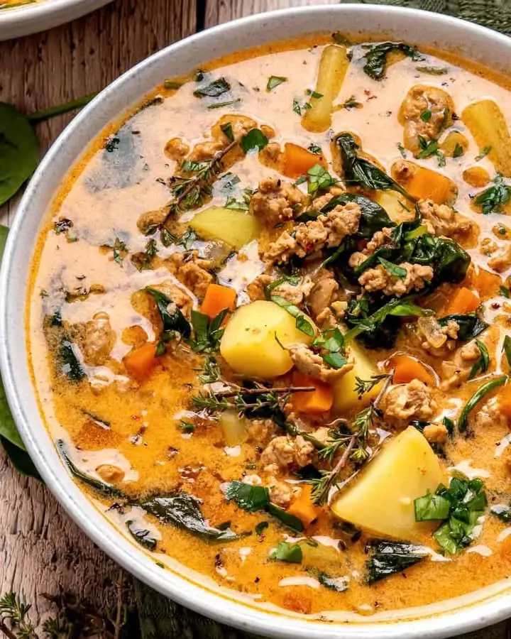 Italian Sausage Potato Soup with Carrots and Spinach Recipe – receipster